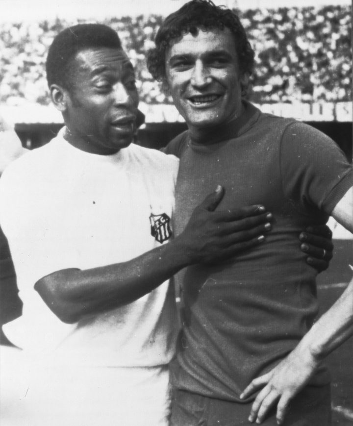 Addio a Gigi Riva, bandiera del Cagliari, eroe del vero calcio - Città ...